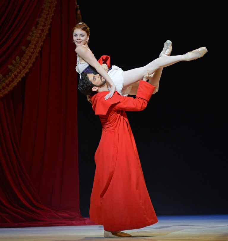 Royal Ballet – Wheeldon bill: Strapless, After the Rain, Within the ...