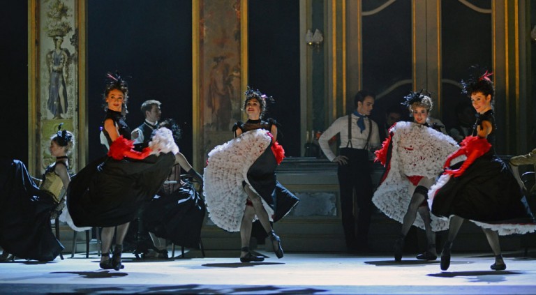Royal Ballet – Wheeldon bill: Strapless, After the Rain, Within the ...