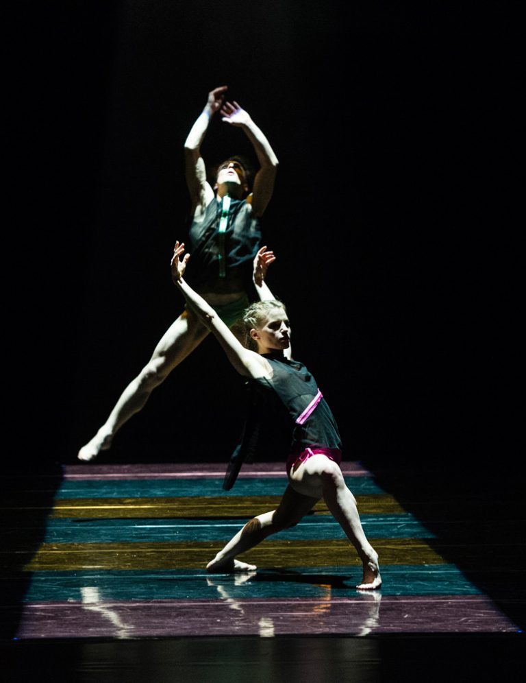 Gallery – Rambert in A Linha Curva – DanceTabs