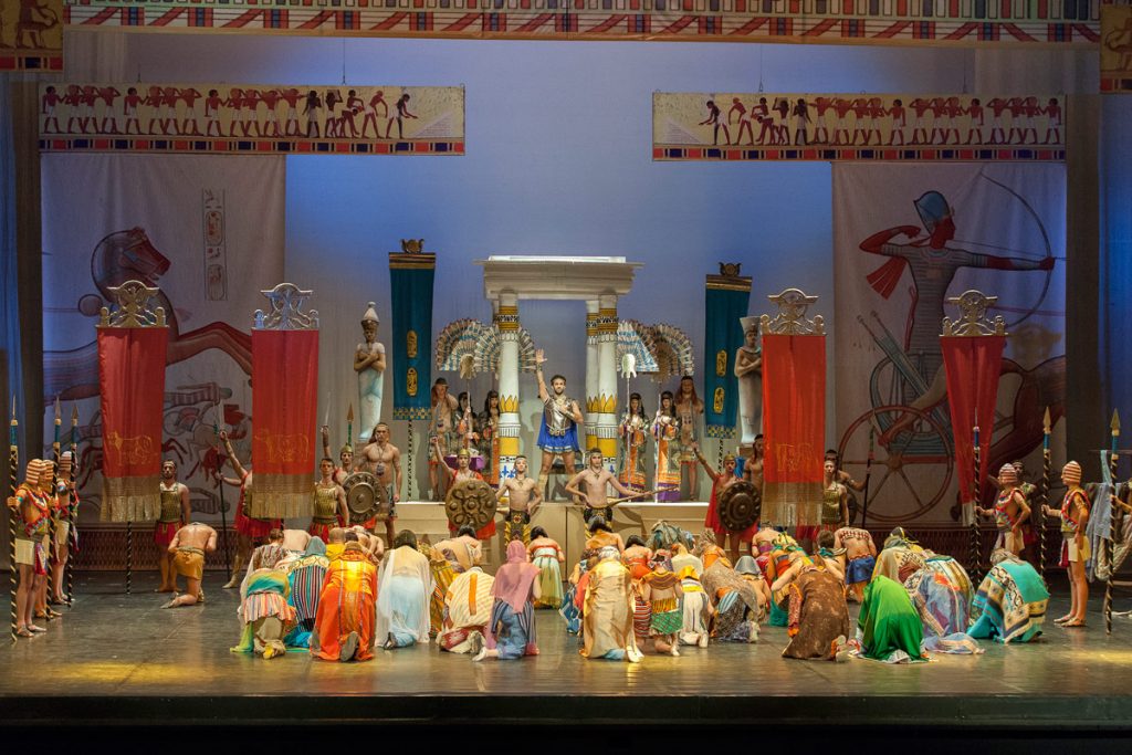 Macedonian Ballet – Cleopatra in rehearsal – Skopje – DanceTabs