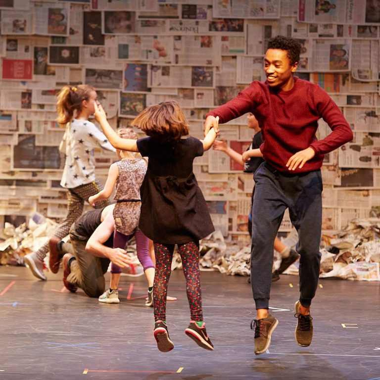Fevered Sleep – Men and Girls Dance – London – DanceTabs