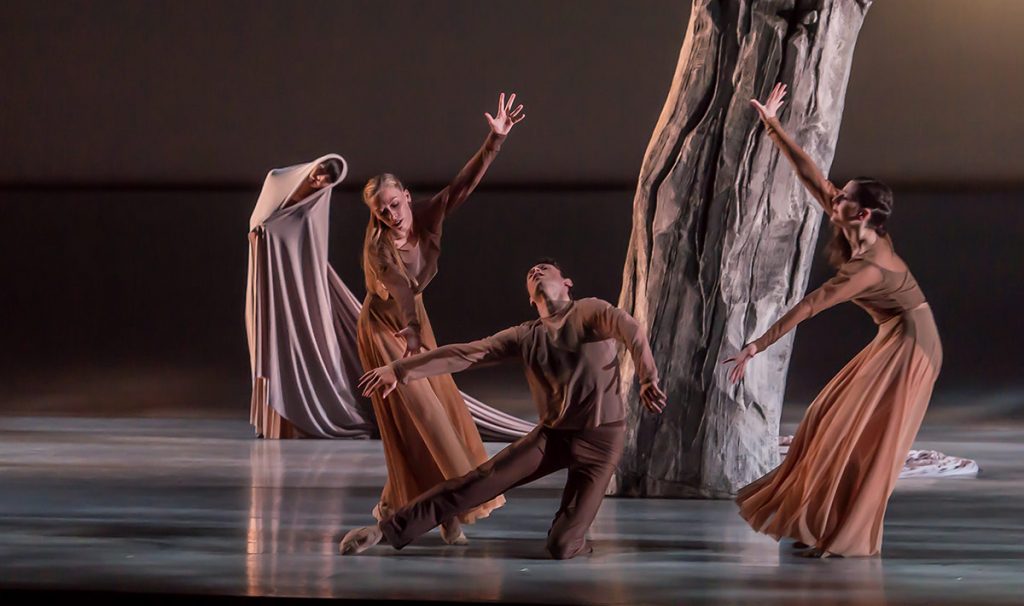Jessica Lang Dance – Stabat mater – New York – DanceTabs