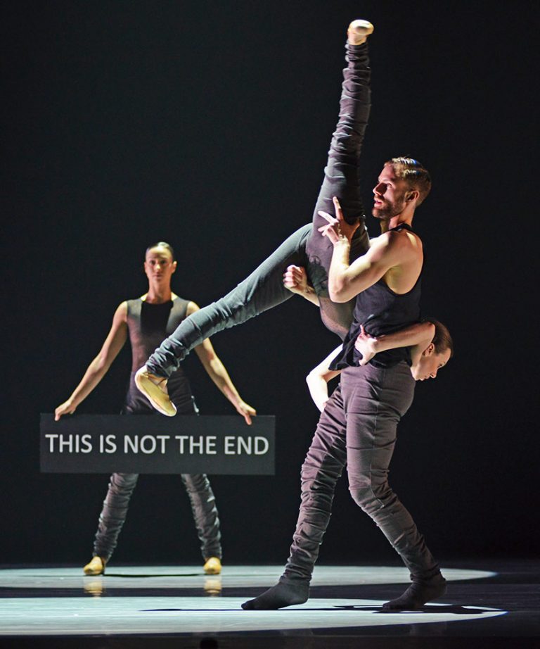 Gallery – Ballet British Columbia in 16+ a room – DanceTabs