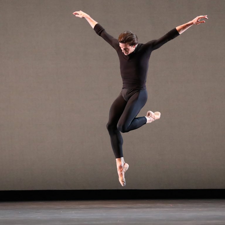 Houston Ballet – The Letter V, Come In, Reflections – New York – DanceTabs