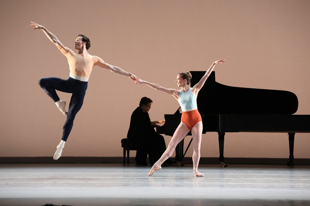 Houston Ballet – The Letter V, Come In, Reflections – New York – DanceTabs
